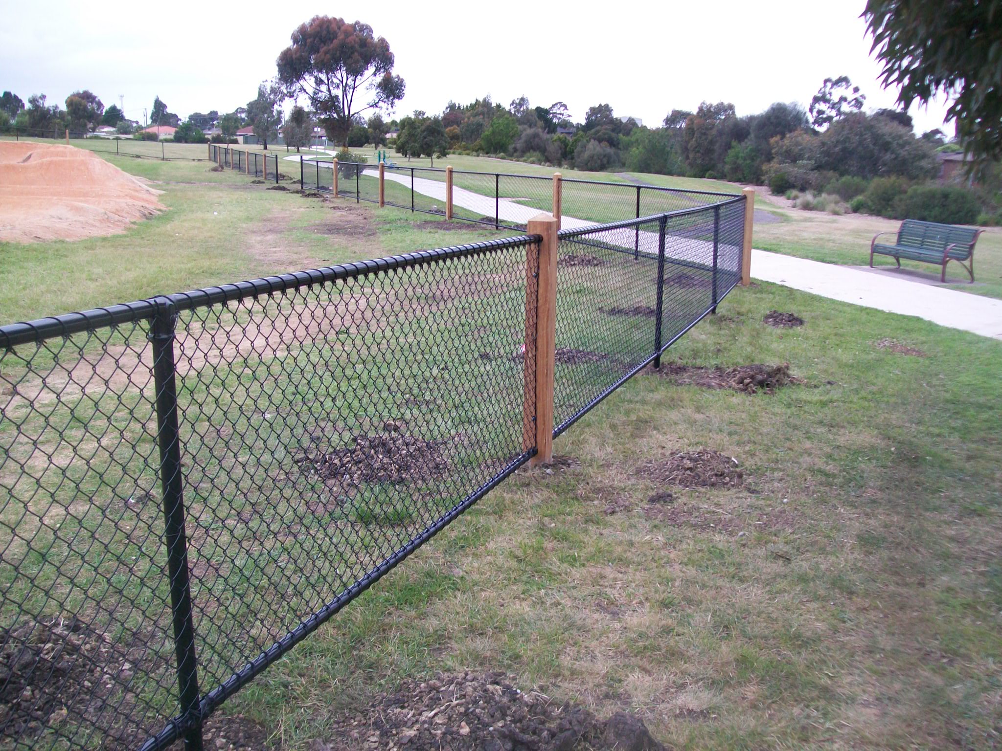 Standard Chain Link Fences - Lee Group
