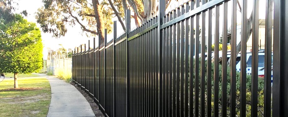 Tubular Steel Fences Melbourne | Steel Fencing Melbourne